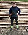 Simen sa opp jobben og begynte å lage skigarder på heltid
